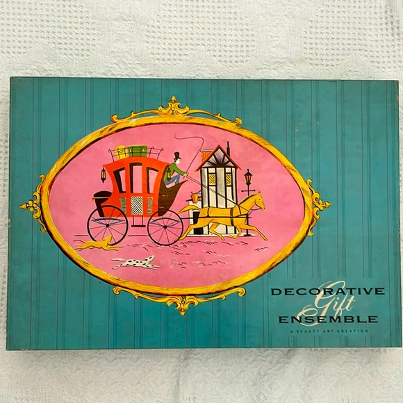 Vintage | Kitchen | 95s Vintage Seven Piece Gift Seta Beauty Art ...